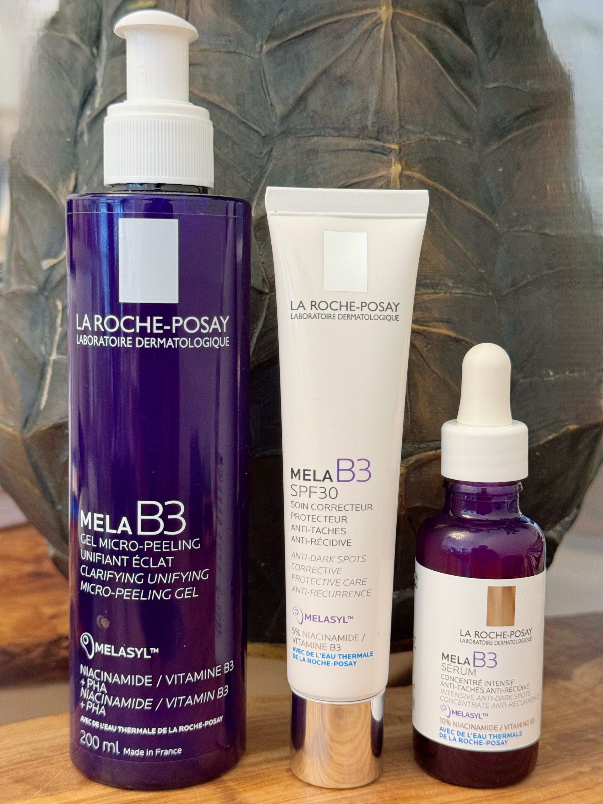La Roche-Posay Mela B3 Serum, Micro-Peeling Gel & SPF 30 - Fabelish La Roche-Posay Mela B3 Serum, Micro-Peeling Gel & SPF 30 - Fabelish